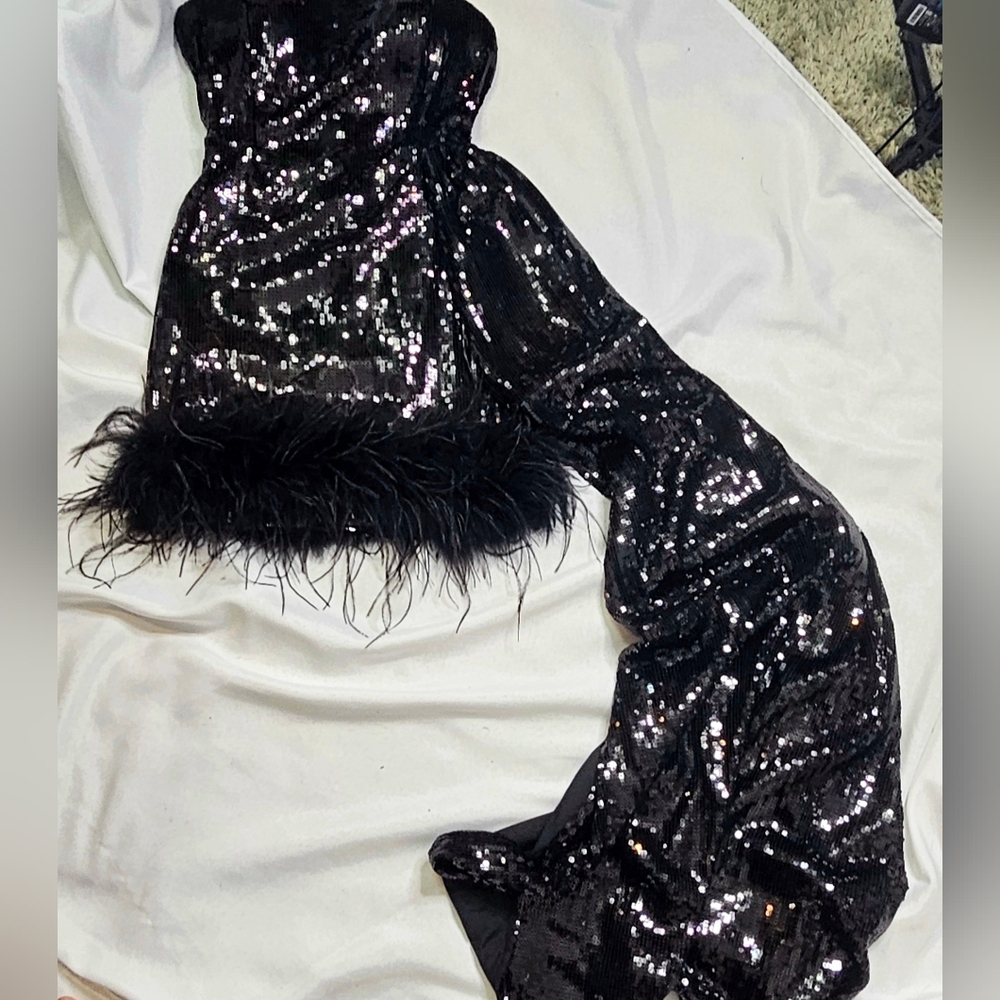 Black Sequin Gown With Feather Trim - Gem